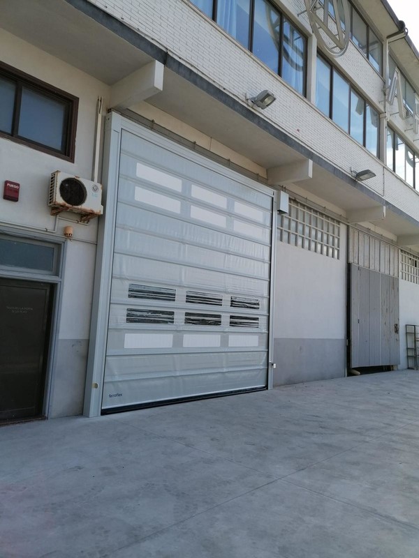 Especificaciones técnicas y beneficios de las puertas rápidas apilables ...