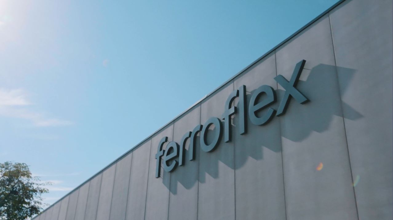 Industrial doors and smart accesses | Ferroflex